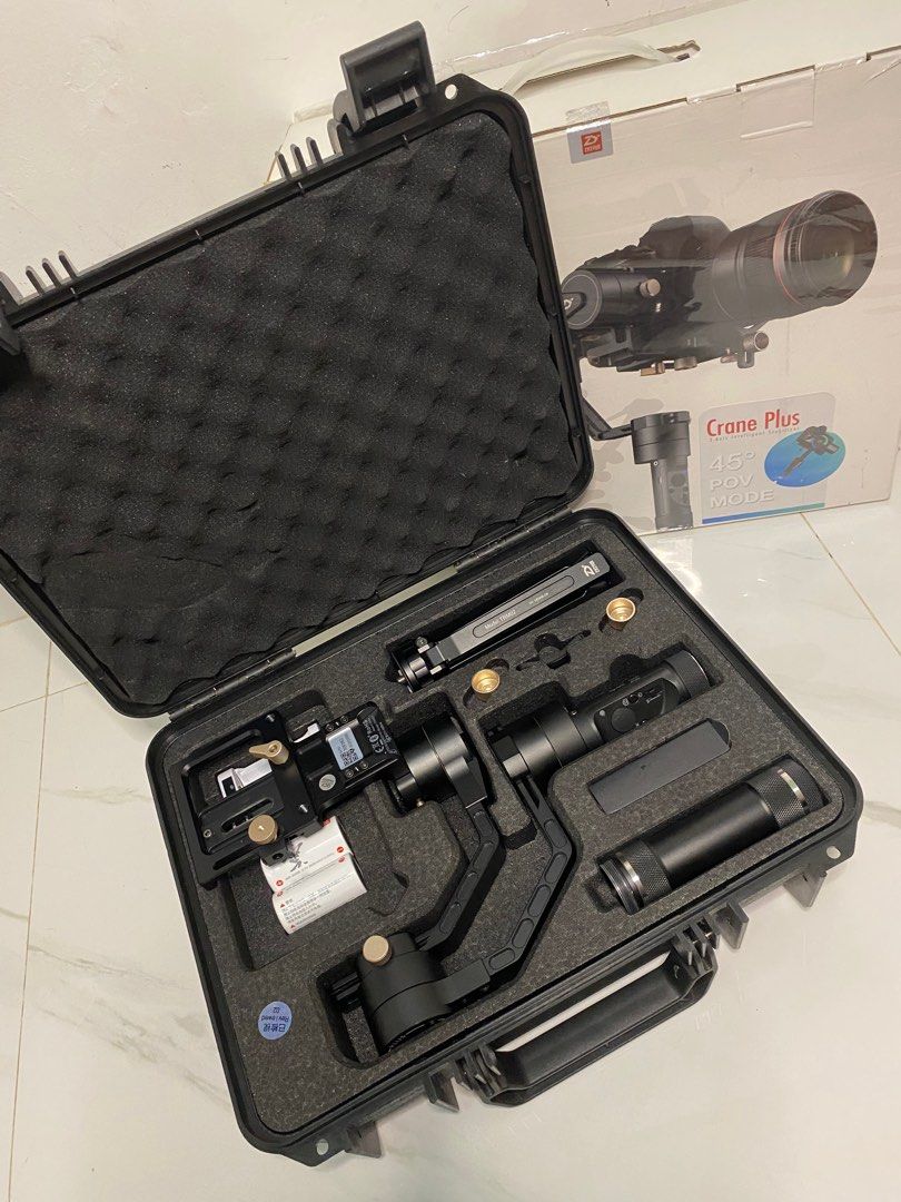 Zhiyun Crane Plus 3-Axis Intelligent Stabilizer, Fotografi di Carousell