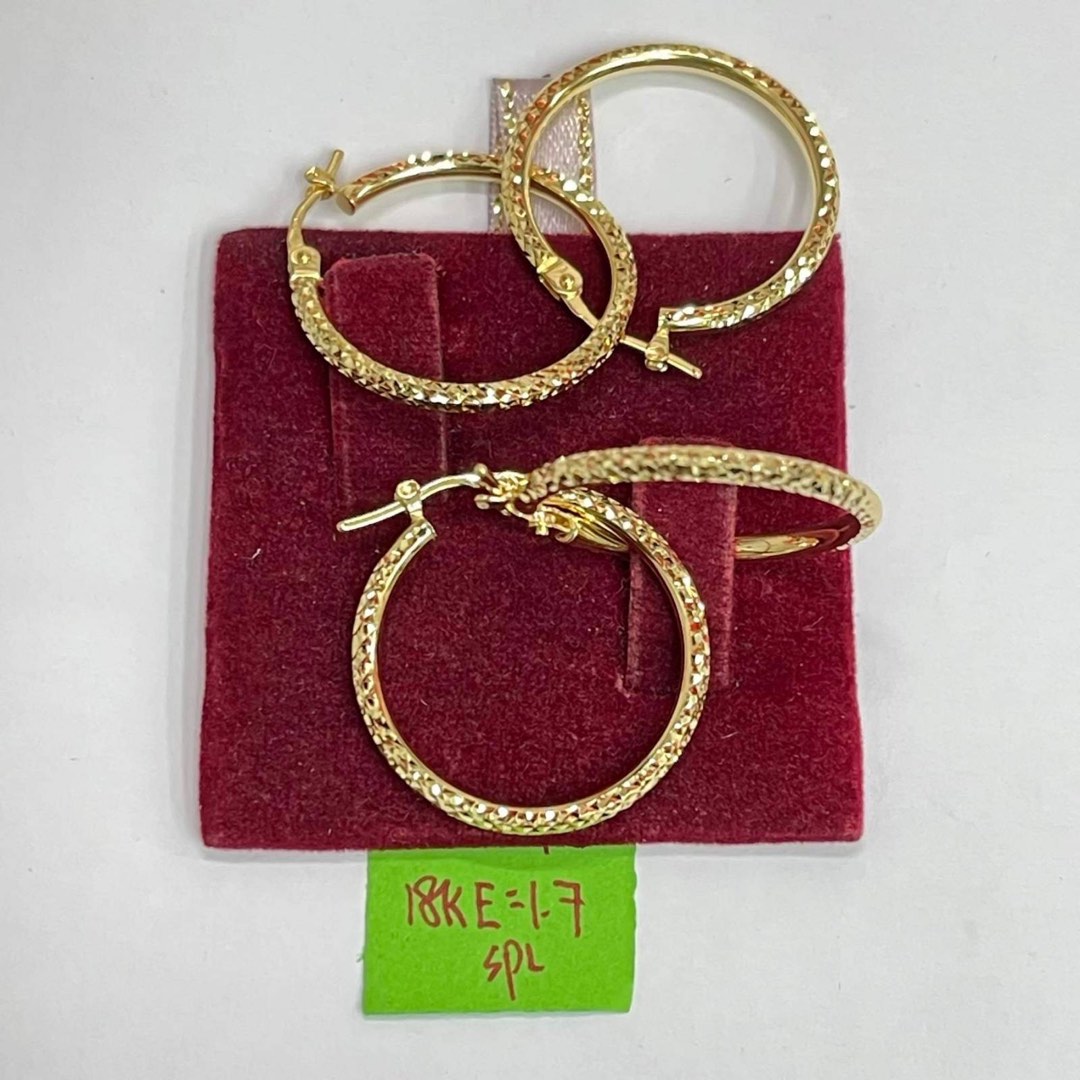 18 Karat Saudi Gold PAWNABLE, Women's Fashion, Jewelry & Organizers ...