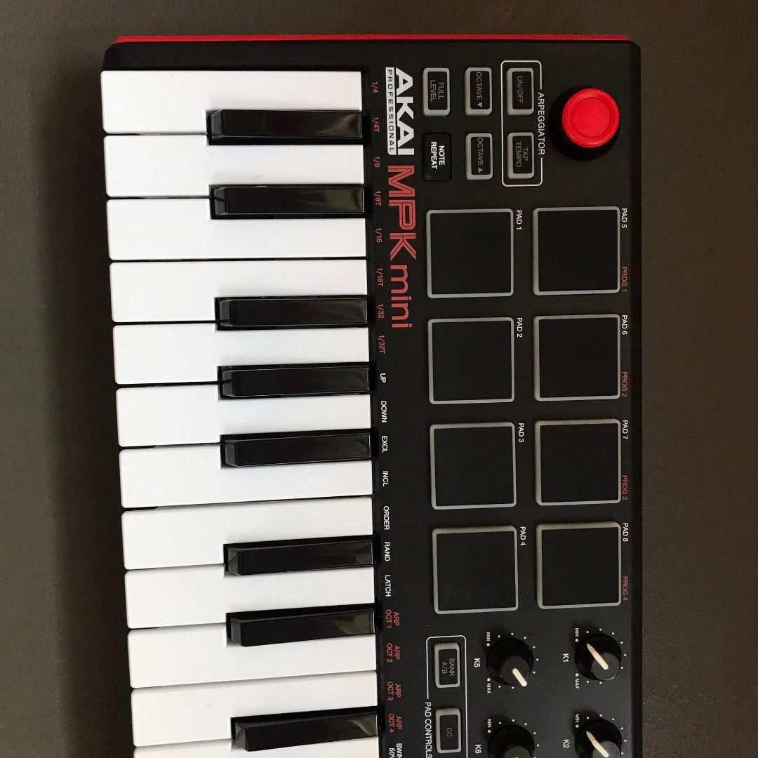 Akai MPK MINI 2 MIDI KEYBOARD, Hobbies & Toys, Music & Media, Musical ...