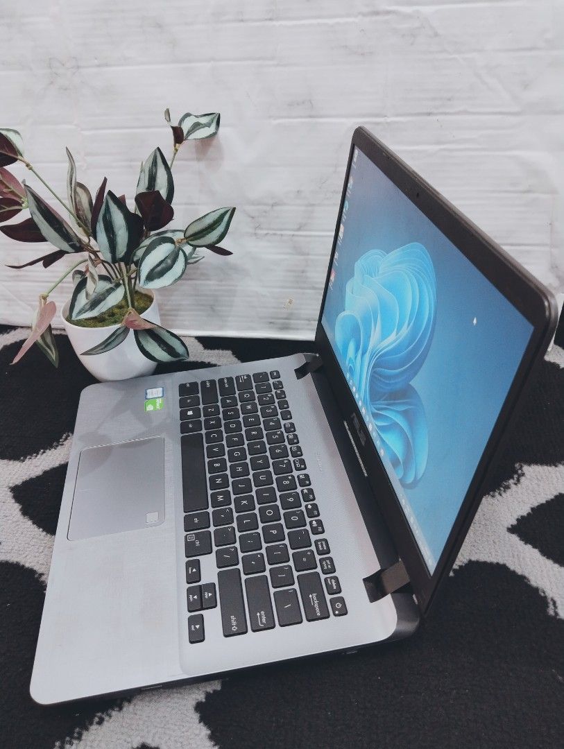 Asus Vivobook X407UF Core i3, Elektronik, Komputer, Laptop di Carousell