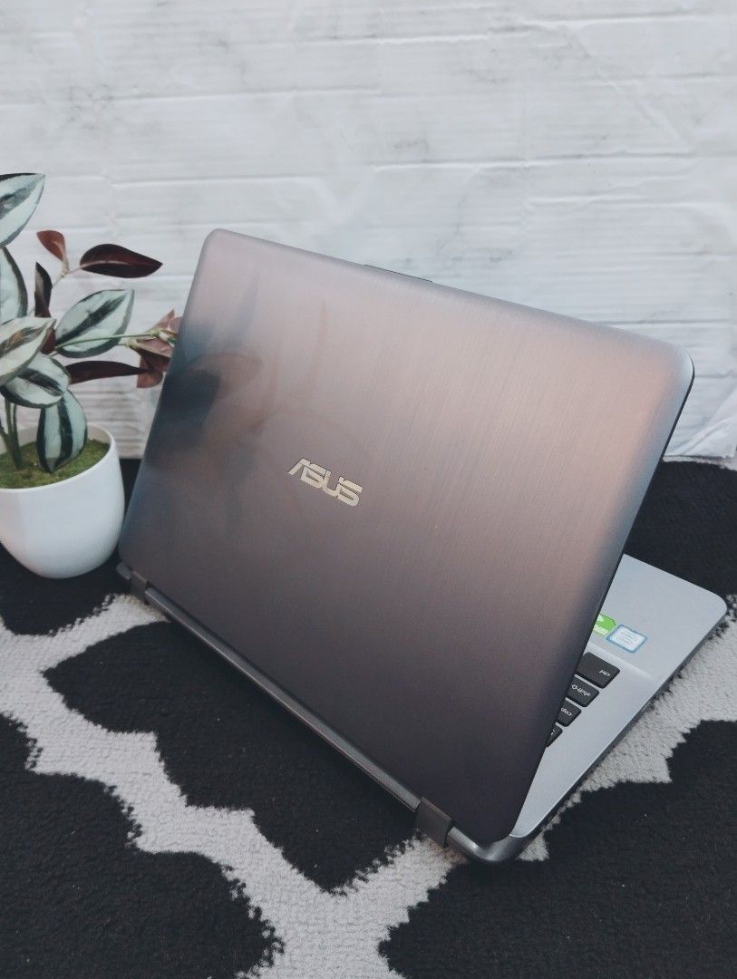 Asus Vivobook X407UF Core i3, Elektronik, Komputer, Laptop di Carousell