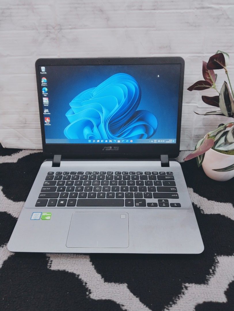 Asus Vivobook X407UF Core i3, Elektronik, Komputer, Laptop di Carousell
