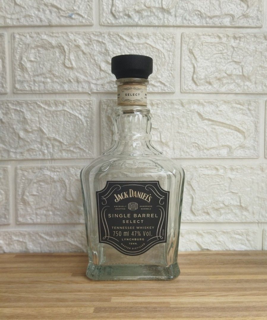 Botol bekas miras Jack Daniels Single Barrel Select 750ml, Antik, Pajangan di Carousell