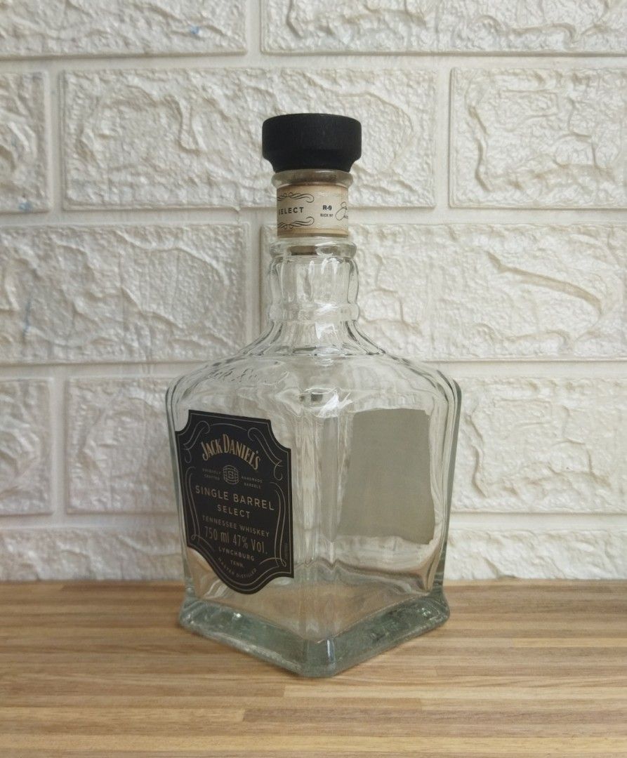 Botol bekas miras Jack Daniels Single Barrel Select 750ml, Antik, Pajangan di Carousell