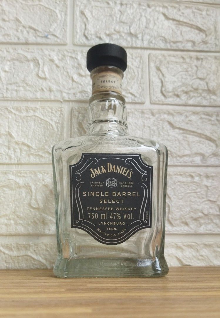 Botol bekas miras Jack Daniels Single Barrel Select 750ml, Antik, Pajangan di Carousell