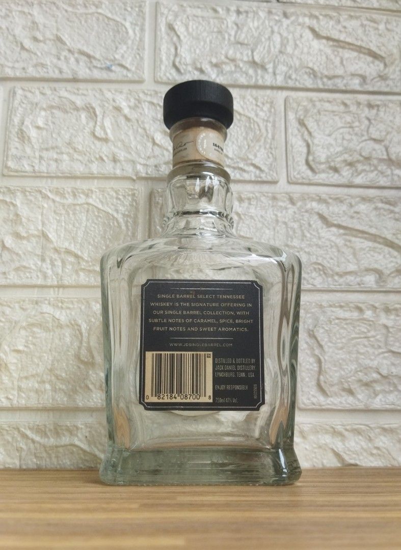 Botol bekas miras Jack Daniels Single Barrel Select 750ml, Antik, Pajangan di Carousell