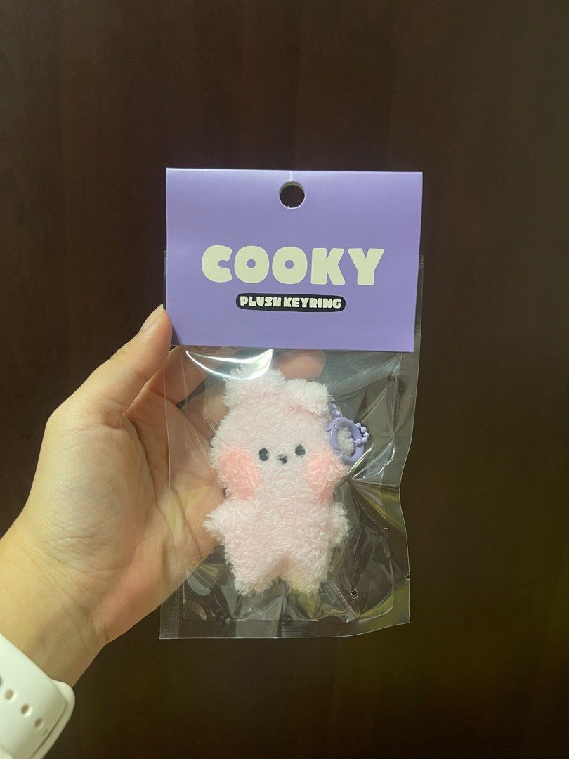 BT21 Cooky Minini Keyring, Hobbies & Toys, Memorabilia & Collectibles, K-Wave on Carousell
