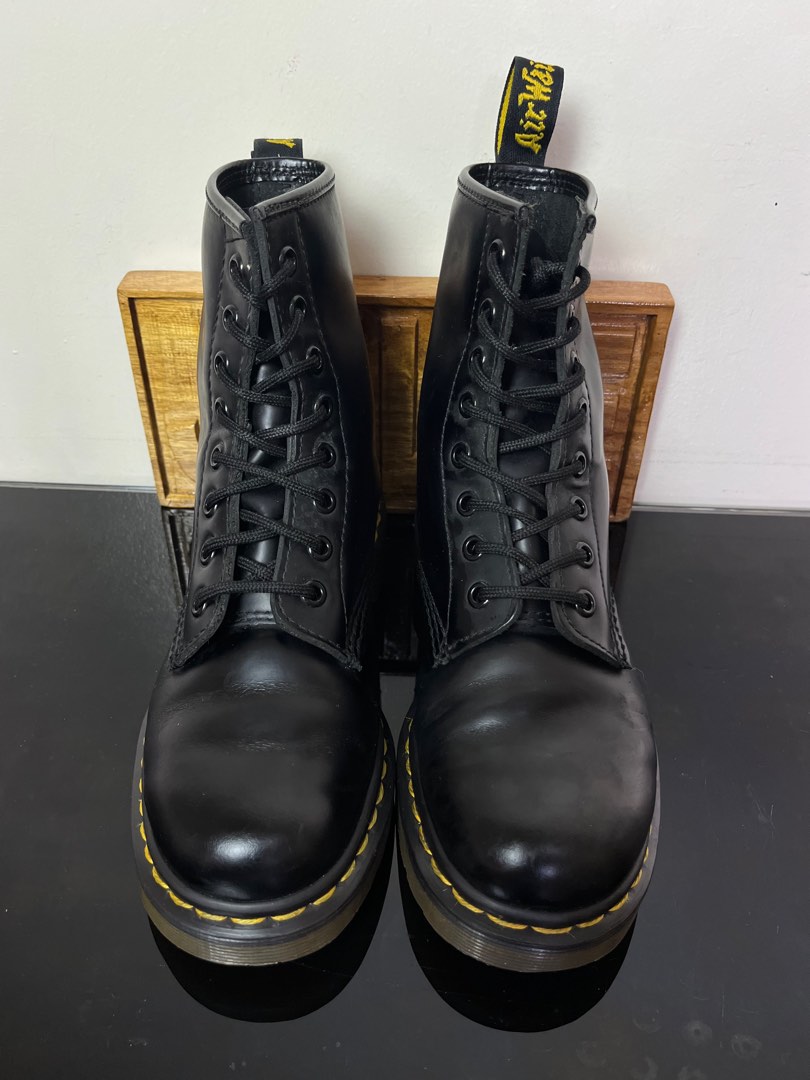 Dr Martens 1460 / Uk 3, Women's Fashion, Footwear, Boots on Carousell