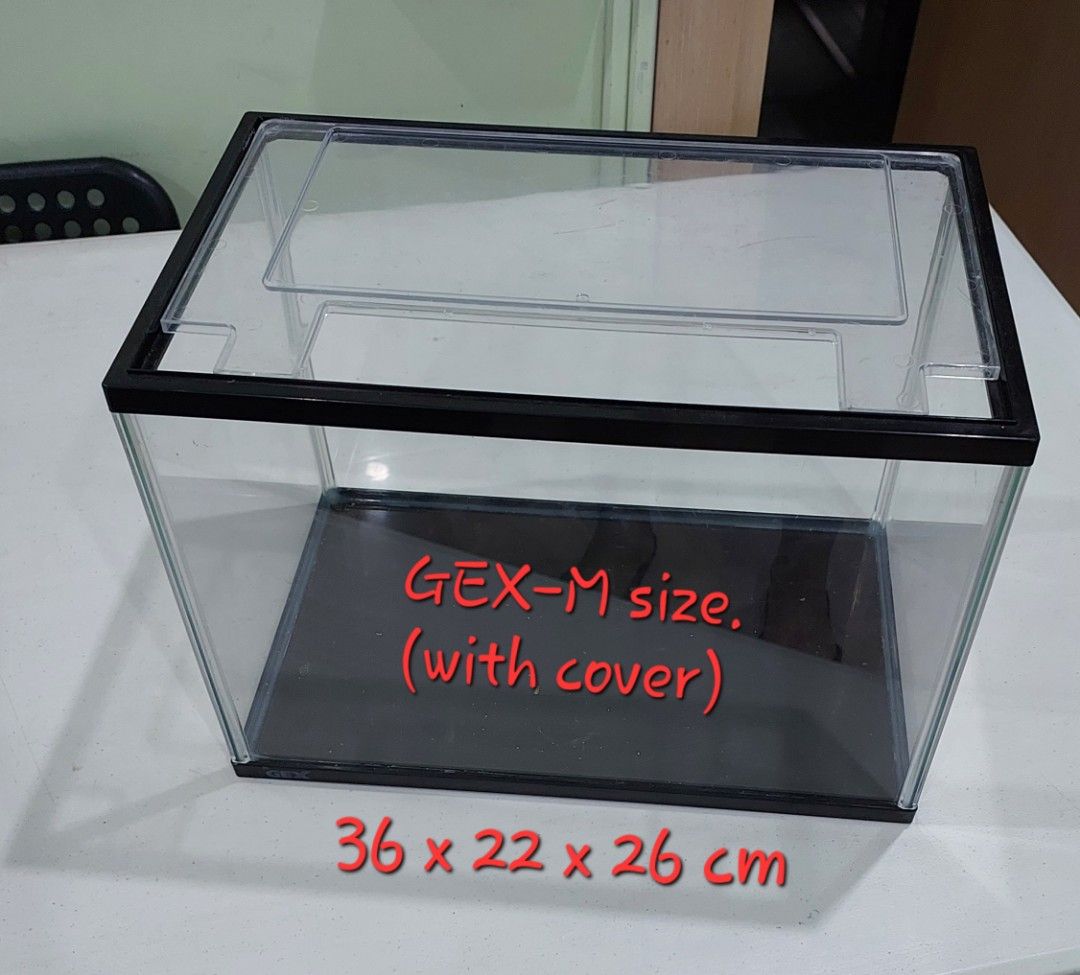GEX tanks with Cover., Pet Supplies, Health & Grooming on Carousell