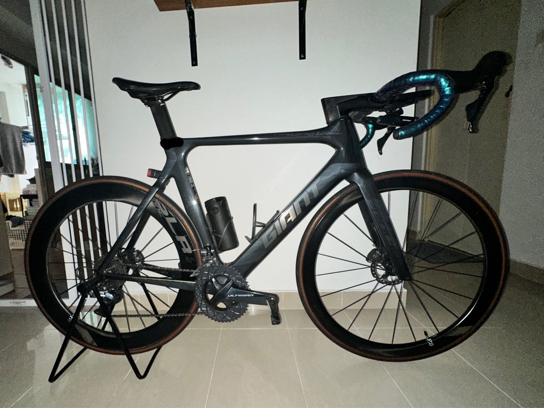 Giant Propel Advanced 1 disc size ML, Sports Equipment, Bicycles ...