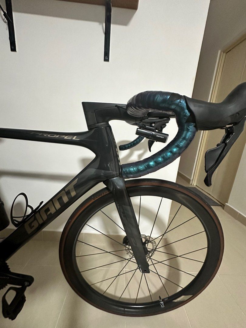 Giant Propel Advanced 1 disc size ML, Sports Equipment, Bicycles ...