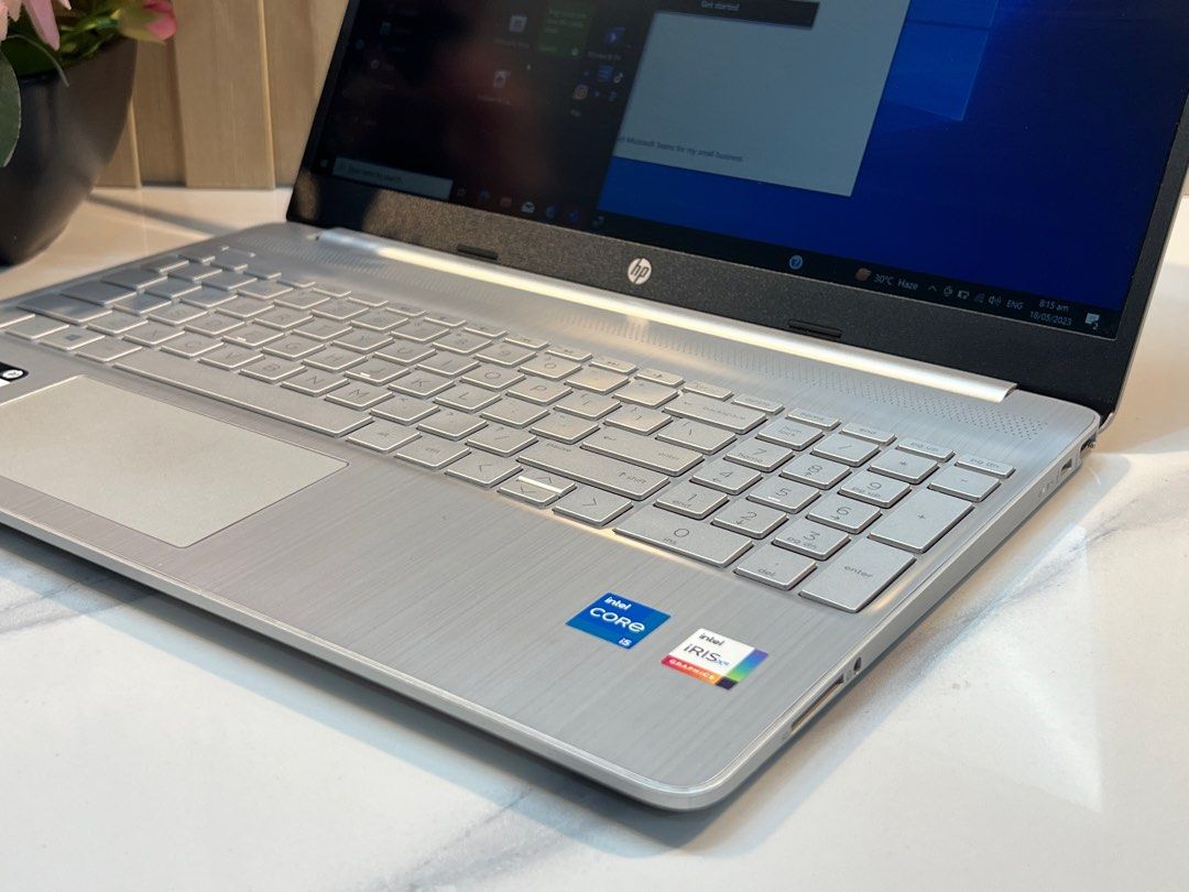 HP Laptop 15-dy2095wm i5-11th Gen 16GB RAM 256GB SSD FULL HD 1080 15.6 ...