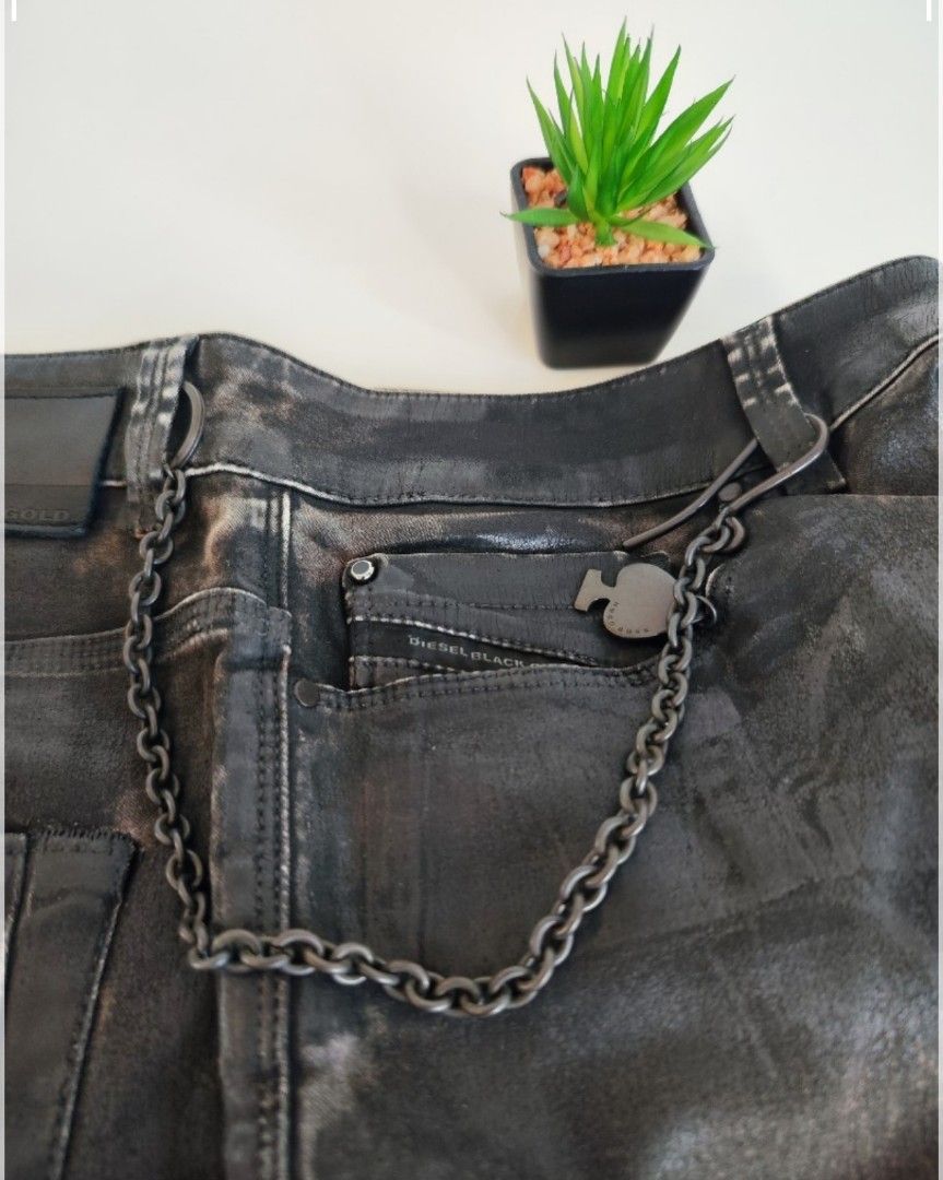 Hugo Boss Rugged Denim Chain Loop, Men's Fashion, Watches & Accessories ...