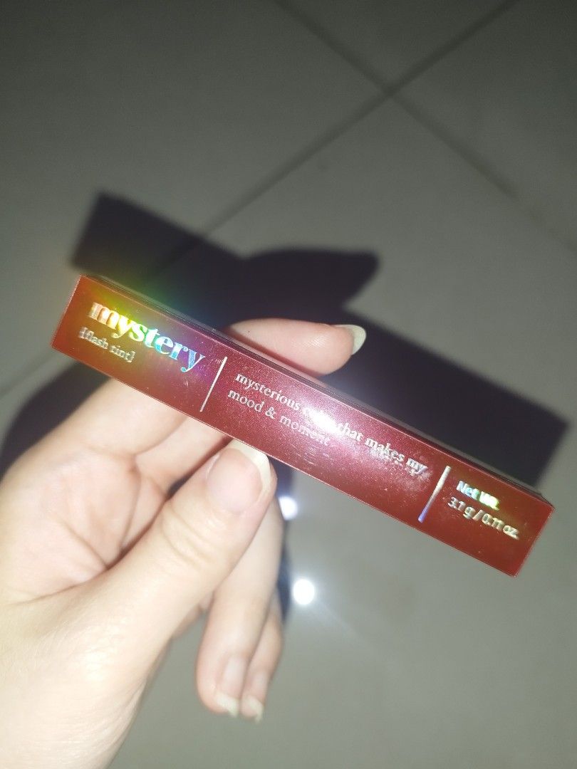 Im meme Mystery flash tint (transferproof lip tint), Kesehatan & Kecantikan, Rias Wajah di Carousell