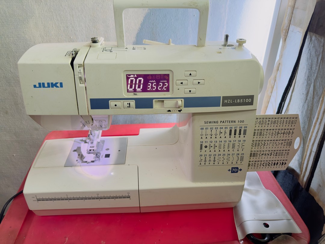 Juki LB5100 Household / Domestic Sewing Machine, TV & Home Appliances ...