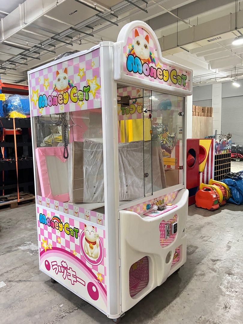 Jumbo claw machine for sales for big toys, Video Gaming, Video Game ...