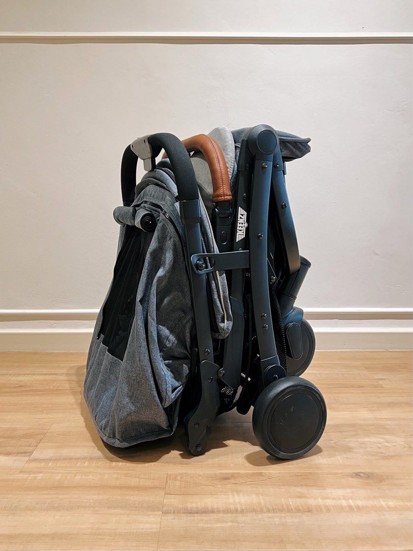 Keenz Cabin Stroller - quick fold, fully recline, anti-topple, cabin ...