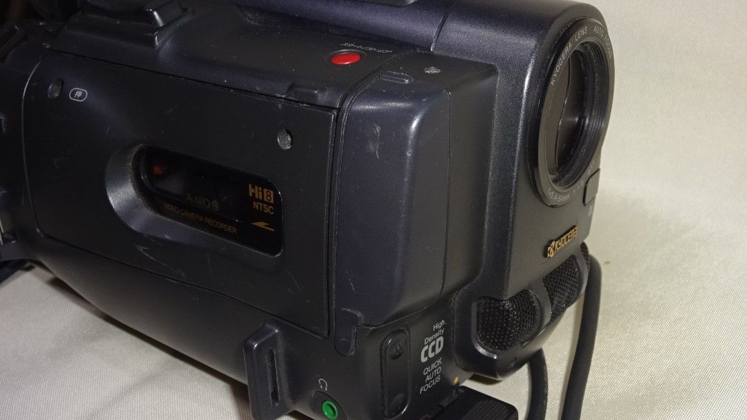 Kyocera KX-LV1 Hi-8 Video Camera Recorder, Photography, Video Cameras ...