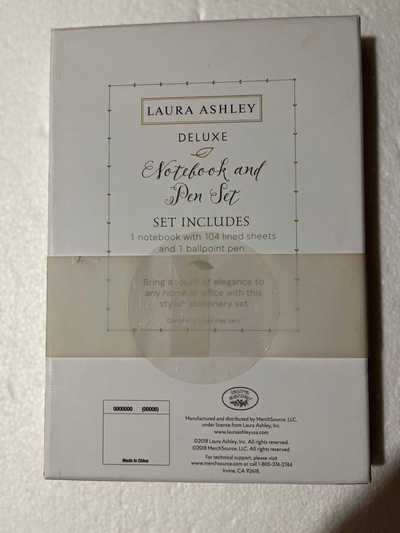 Laura Ashley deluxe notebook and pen set, 傢俬＆家居, 家居裝飾, 家居裝飾 - 其他 ...