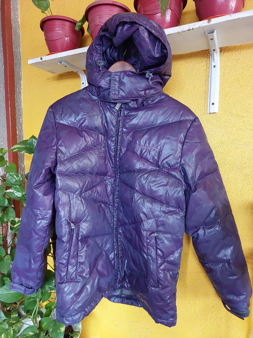 Leaveland Puffer Jacket on Carousell