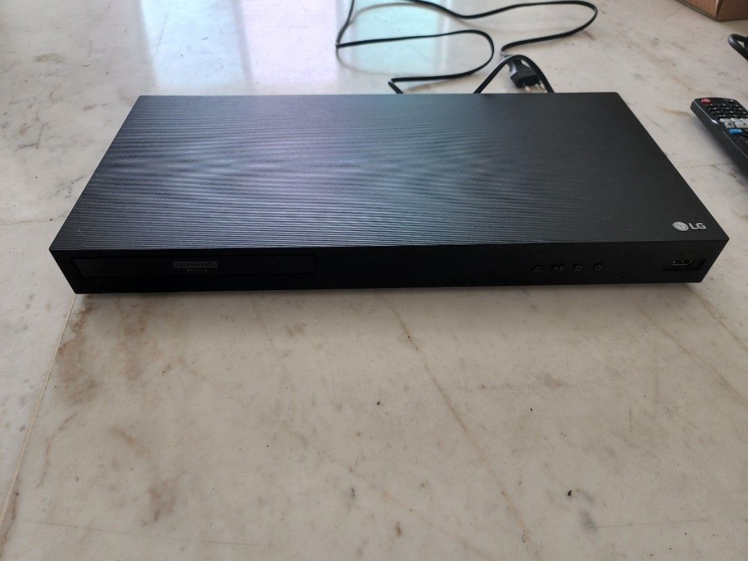 LG DVD Player, Hobbies & Toys, Music & Media, CDs & DVDs on Carousell