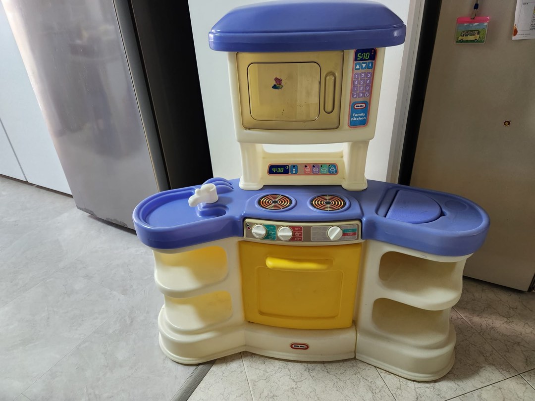 Little Tikes kitchen set and free Disney figurines. , Hobbies & Toys ...