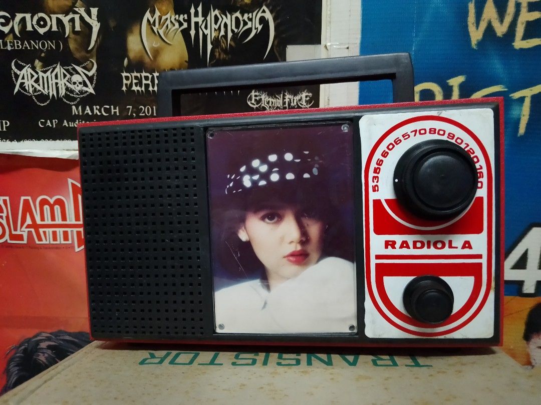 Lumang Radyo AM Transistors, Hobbies & Toys, Memorabilia & Collectibles ...