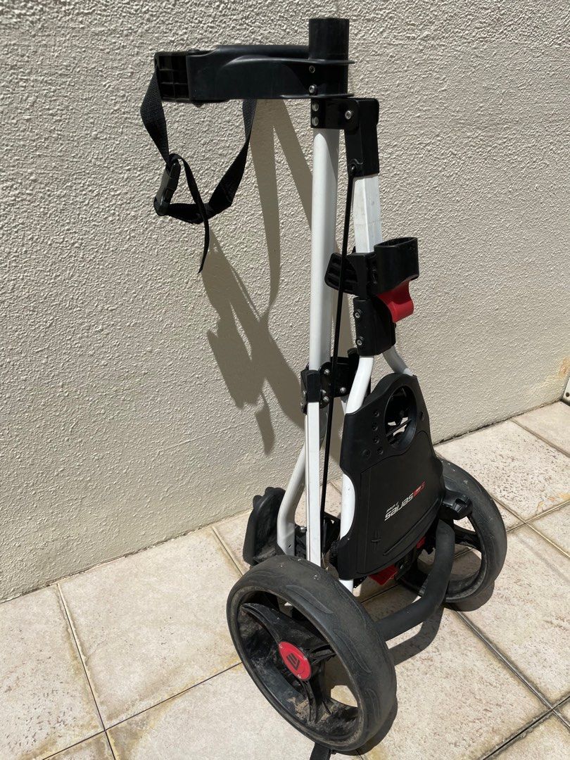 Masters 5 series golf trolley, Sports Equipment, Sports & Games, Golf ...