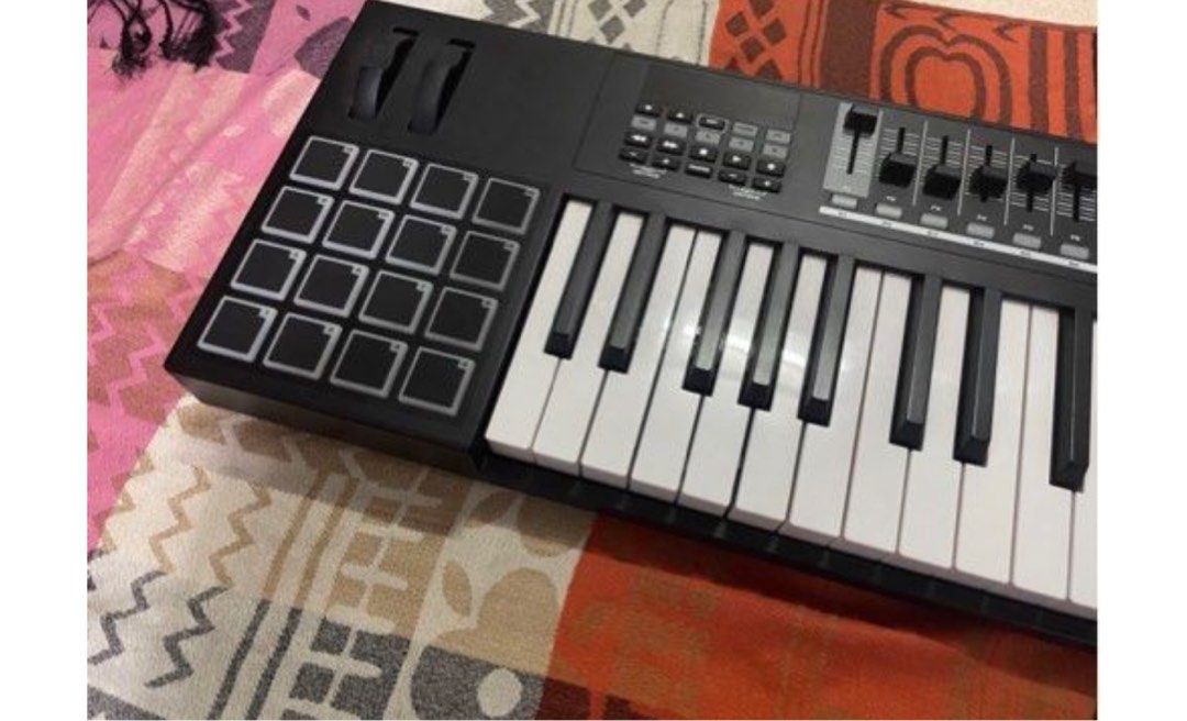M-Audio Code 61 USB MIDI Keyboard Controller (Black), Hobbies & Toys ...