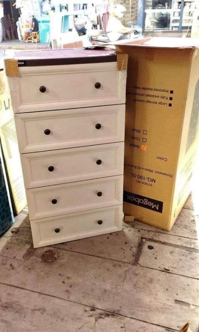 MEGA BOX MG-190 5 LAYER DURABOX on Carousell