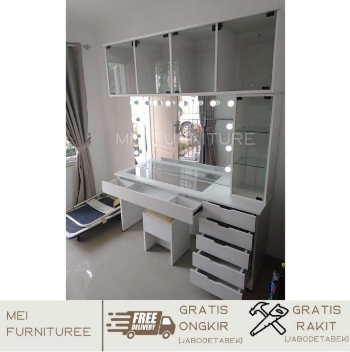 Meja rias lampu led box kaca 4 pintu ukuran jumbo besar, Perabotan ...
