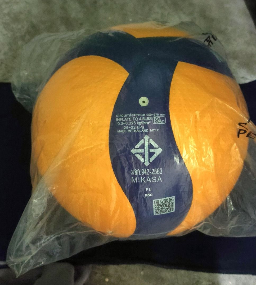 Mikasa V300W volleyball on Carousell