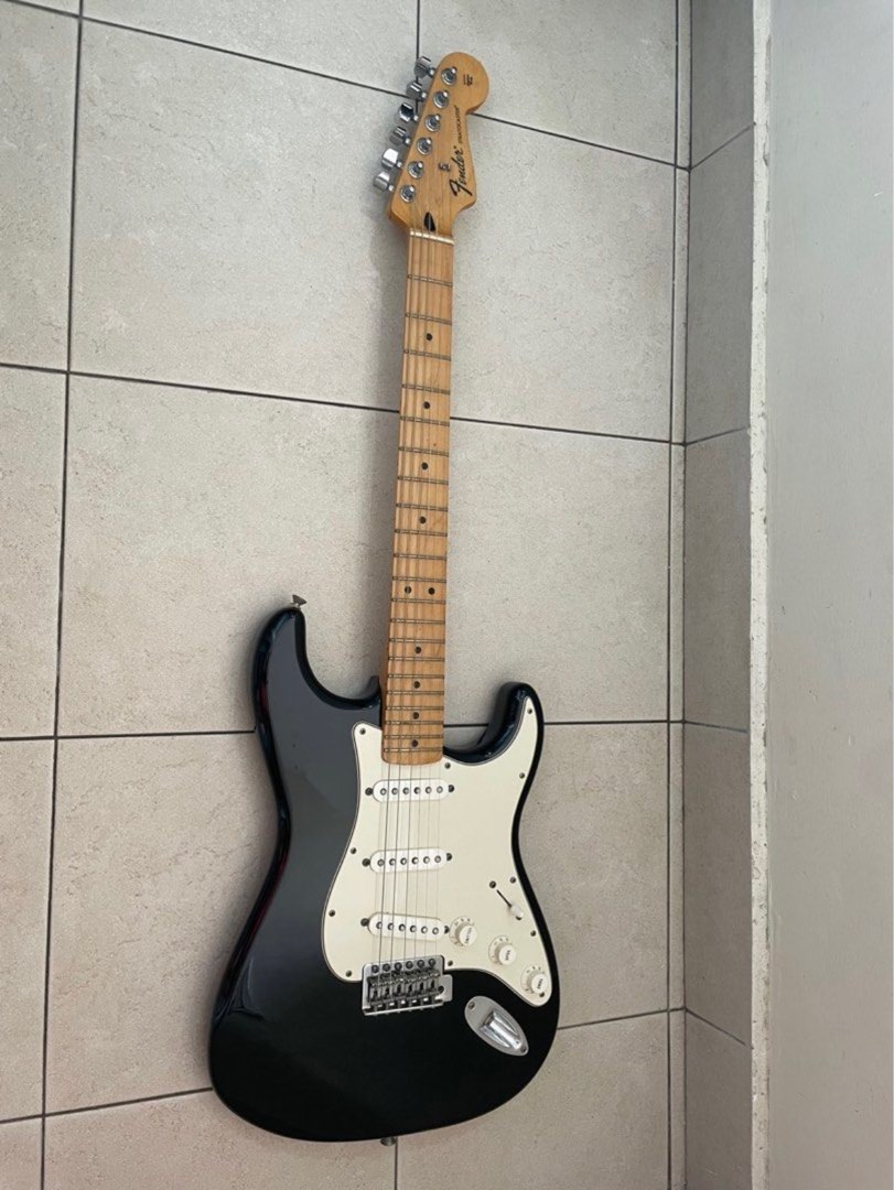 (MIM) Fender Stratocaster, Hobbies & Toys, Music & Media, Musical Instruments on Carousell