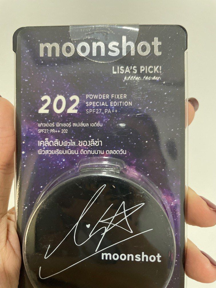 Moonshot x Lisa Blackpink powder fixer 5g [Lisa Special Edition], Kesehatan & Kecantikan, Rias ...