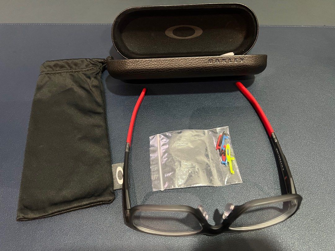 Oakley BN HYPERLINK 8051 eye glasses red, Women's Fashion, Watches ...