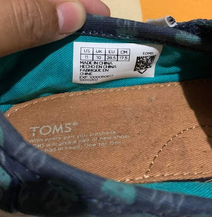 ORIGINAL VANS & TOMS on Carousell