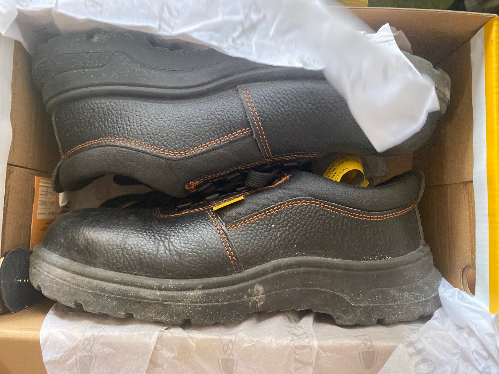 Safety Shoe Steel Tip protect toes, Men's Fashion, Footwear, Boots on ...