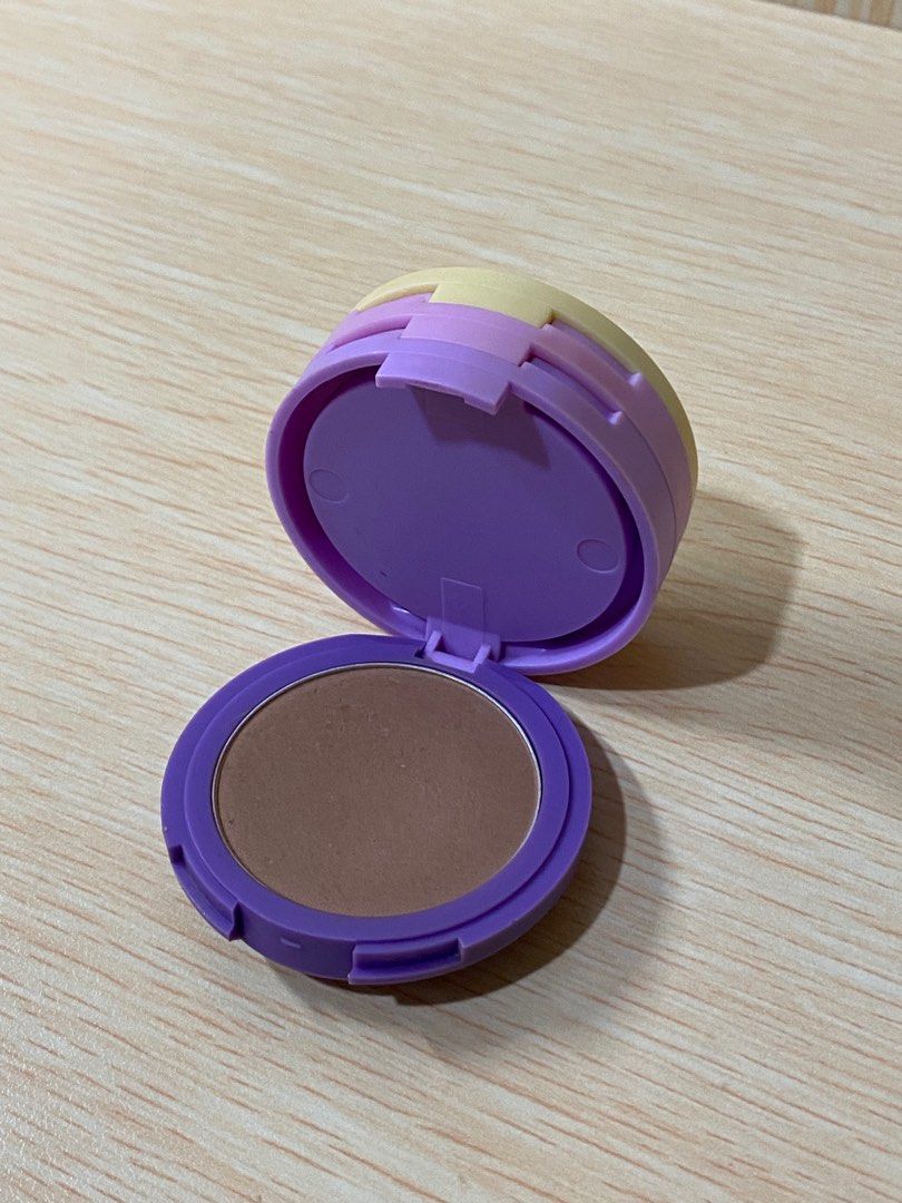 SECONDATE sunshine face castle pallete, Kesehatan & Kecantikan, Rias ...