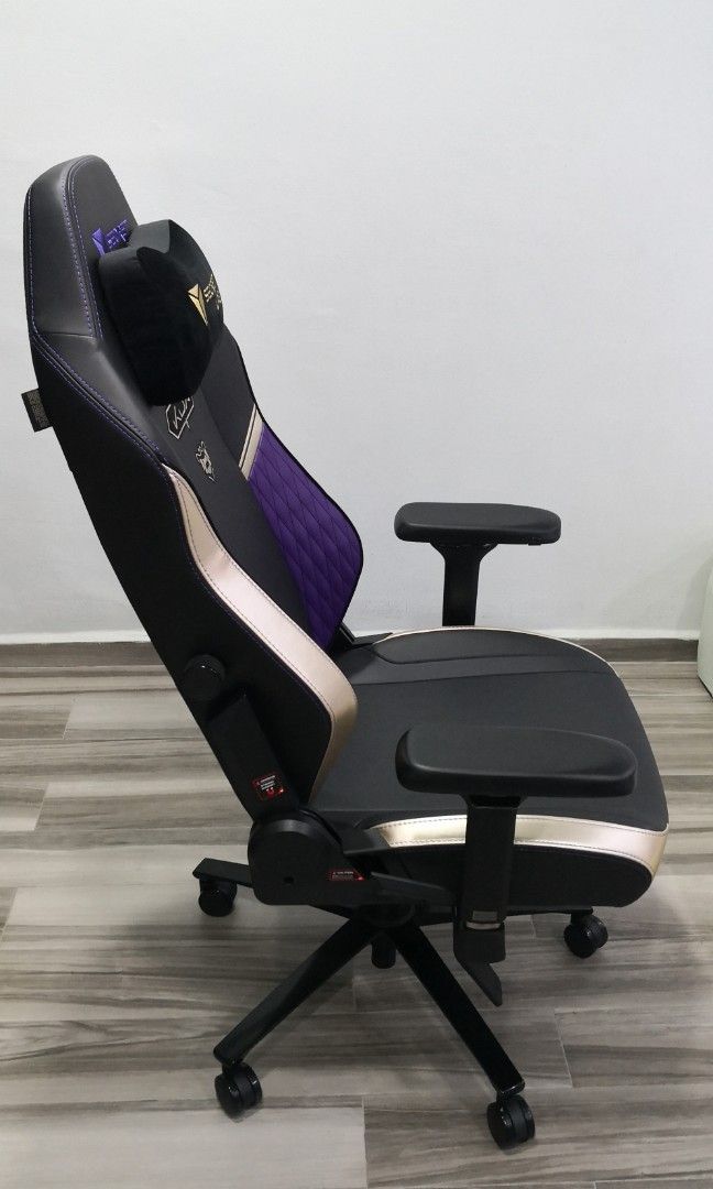Secretlab Titan Evo 2022 K/DA POP/STARS, Furniture & Home Living ...