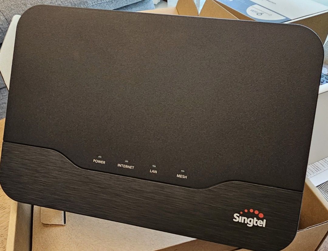 Singtel Mesh Router, Computers & Tech, Parts & Accessories, Networking ...