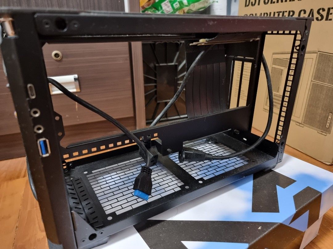 SLIGER SM560 SFF CASE, Computers & Tech, Parts & Accessories, Computer ...