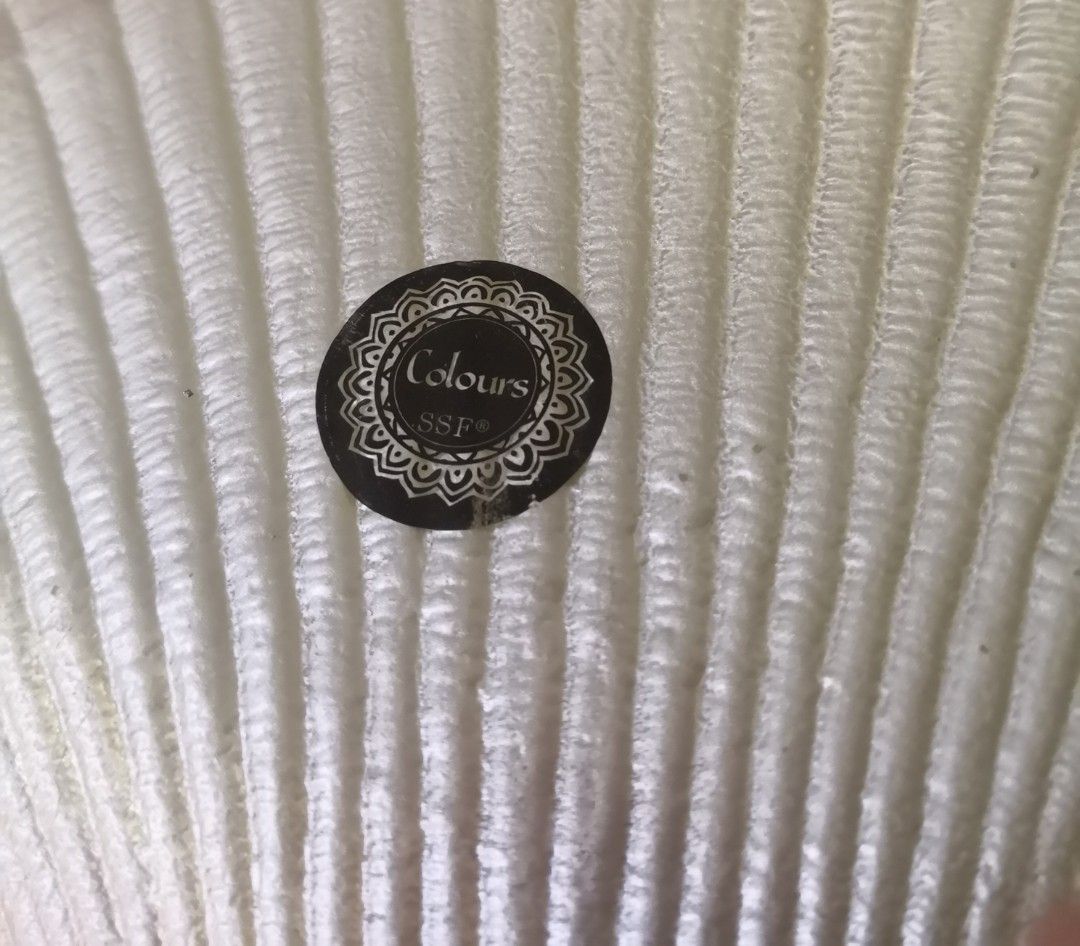 SSF colours scalloped plate, Furniture & Home Living, Home Decor, Vases ...