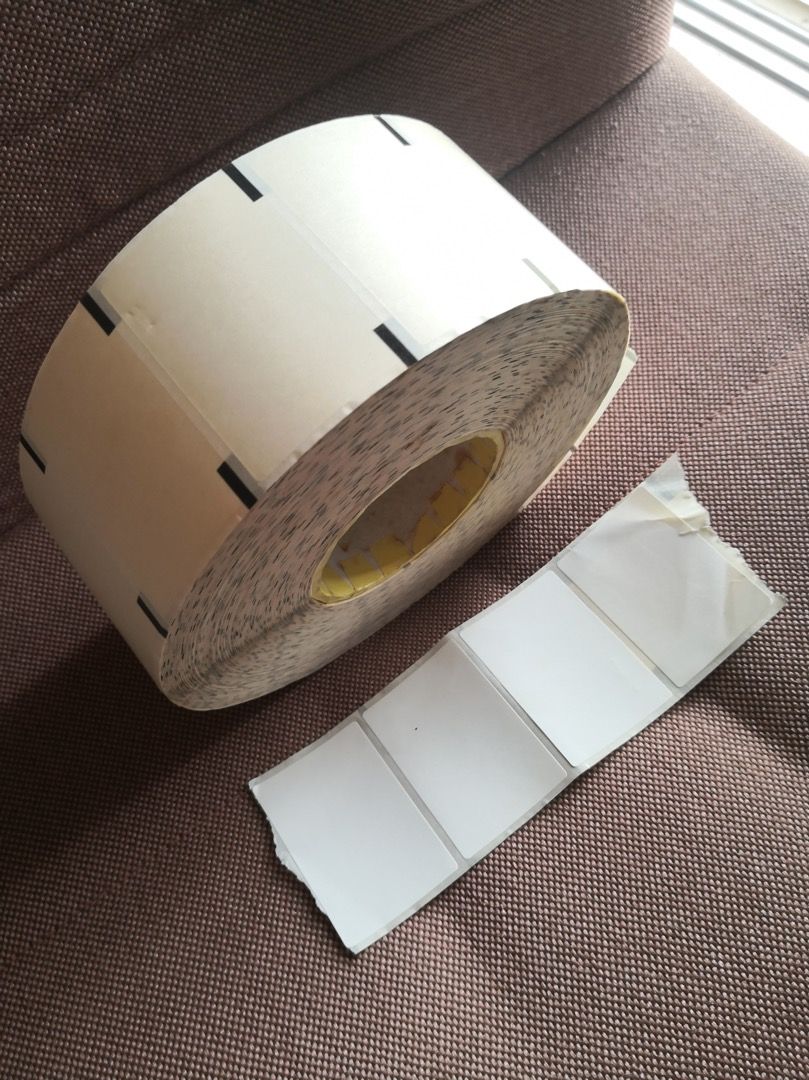 Stickers - Sticky Labels - White Adhesive Paper - 47mm x 70mm - 2 Rolls ...