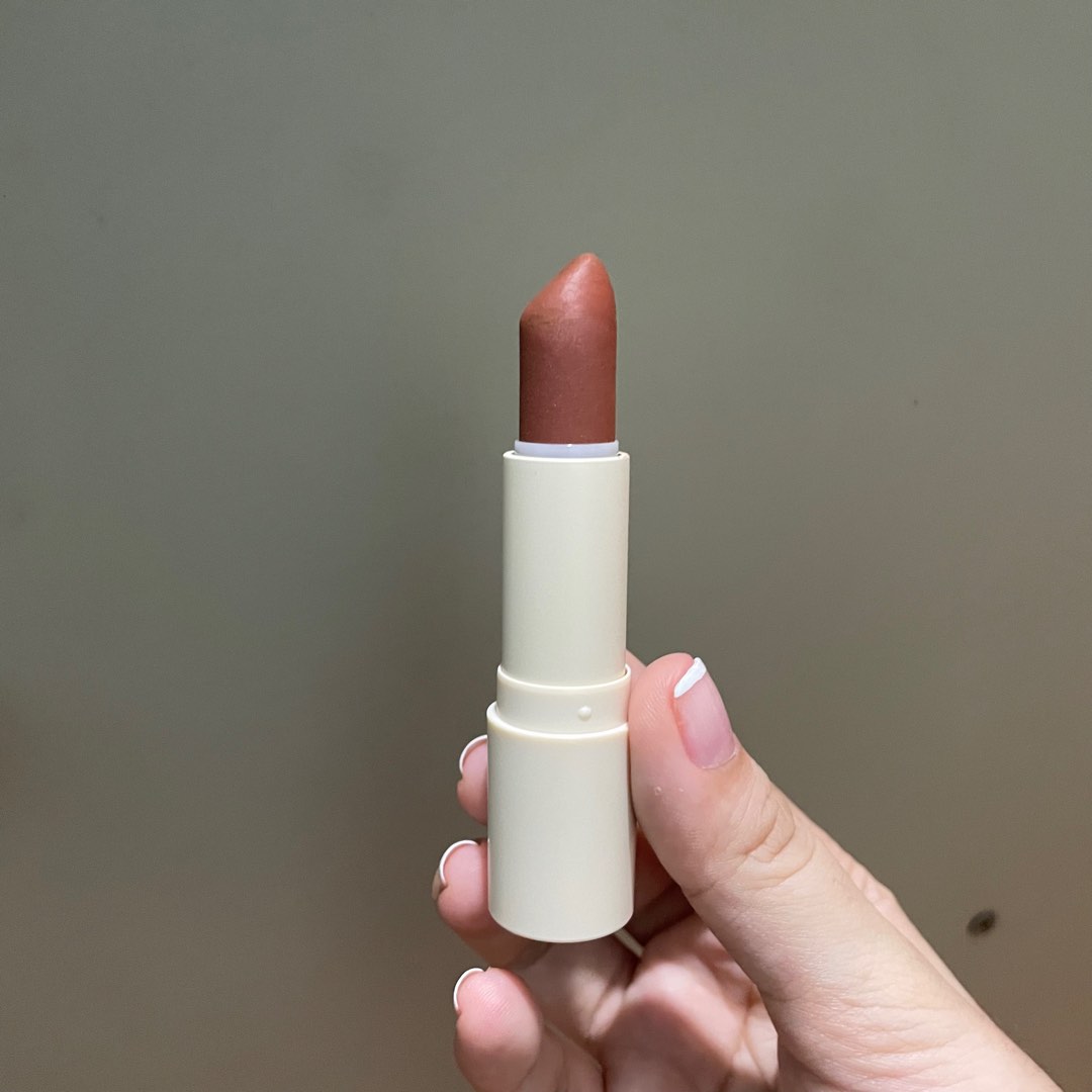 Sunnies Face Fluffmate Lipstick in Brunette, Beauty & Personal Care ...
