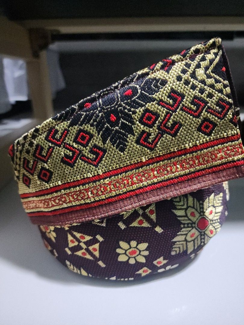 Tanjak Melayu, Men's Fashion, Muslim Wear, Accessories on Carousell