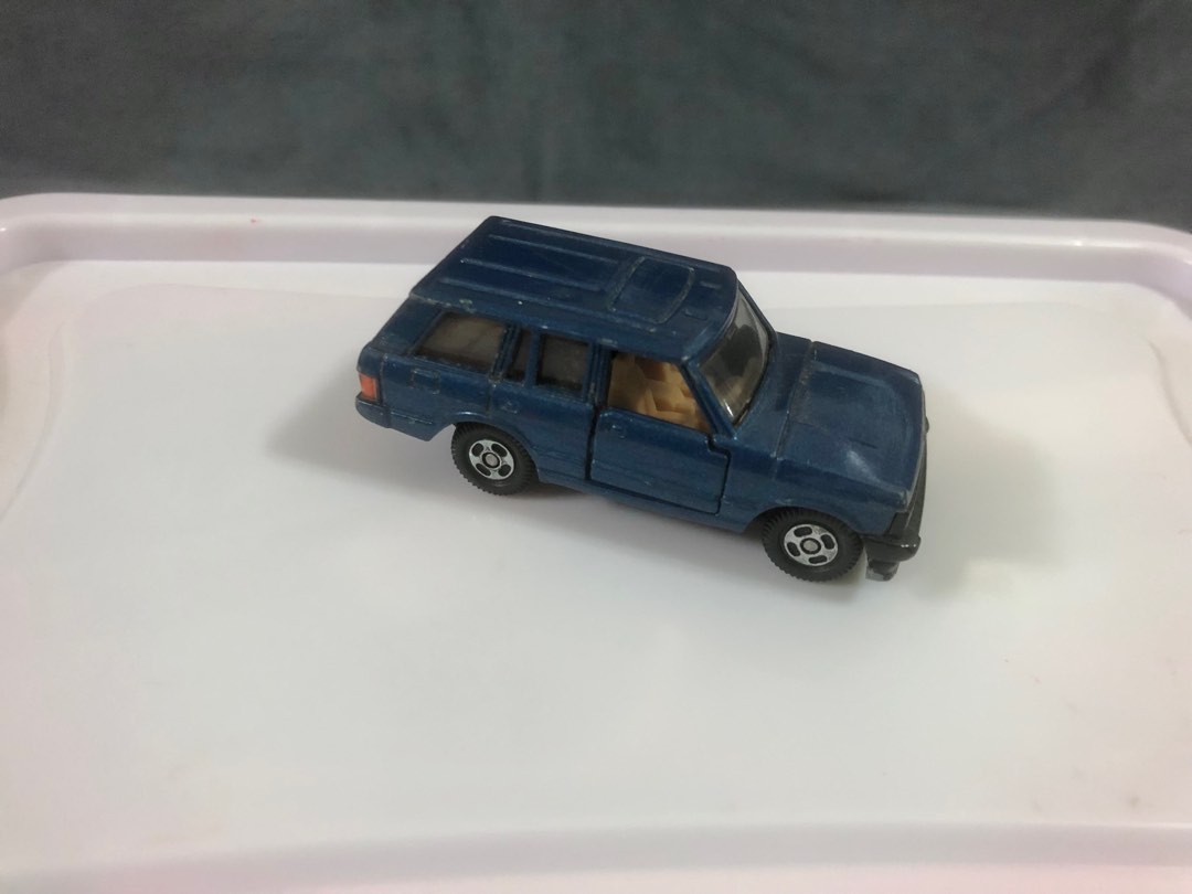 Tomica Range Rover, Hobbies & Toys, Toys & Games on Carousell