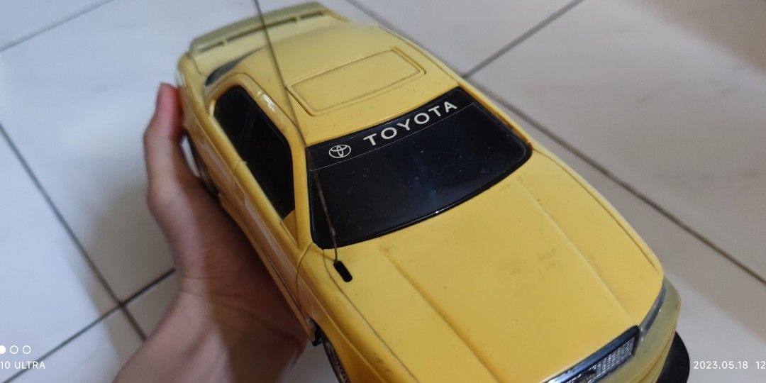 toyota celsior toyco remote car lexus LS 400, Hobbies & Toys, Toys ...
