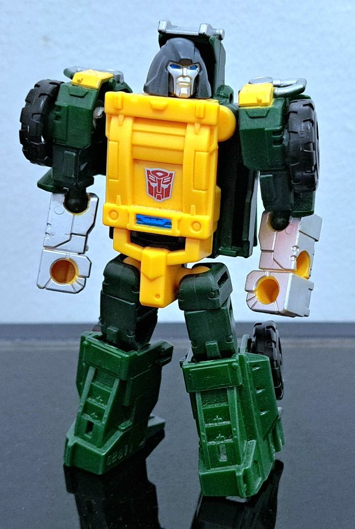 TRANSFORMERS - TWINCAST, JAZZ, ROAD ROCKET, BRAWN, BEACHCOMBER ...