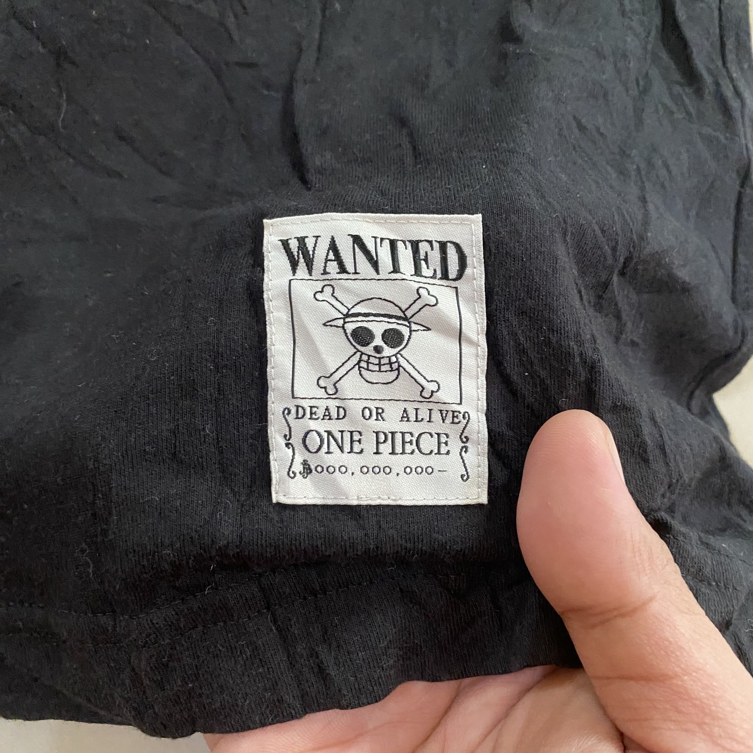 UT One Piece, Men's Fashion, Tops & Sets, Tshirts & Polo Shirts on ...