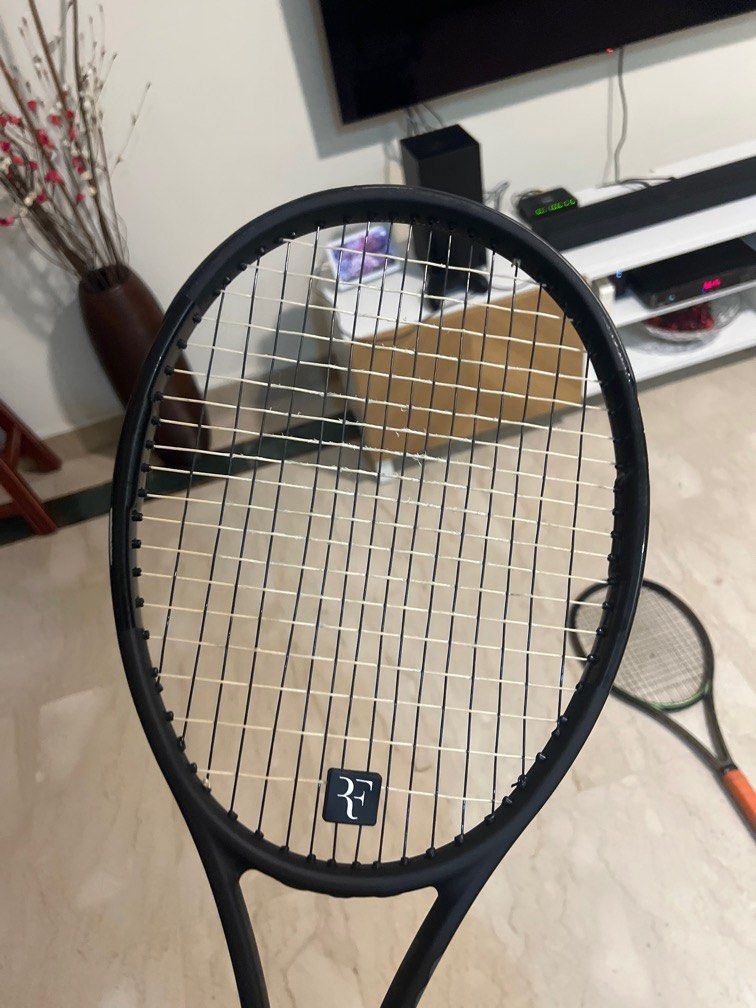 WILSON BLADE V8 100 + PROSTAFF 97L V11, Sports Equipment, Sports & Games, Racket & Ball Sports ...